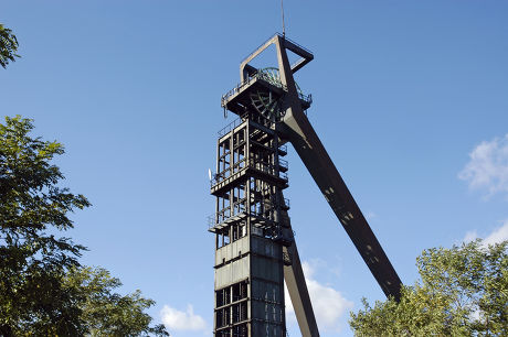27 Hoist frames Stock Pictures, Editorial Images and Stock Photos ...