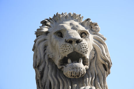 33 Lion head sculptures Stock Pictures, Editorial Images and Stock ...