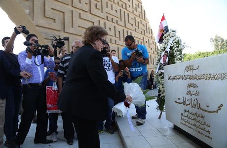 Jehan Sadat Widow Assassinated Egyptian President Editorial Stock Photo ...