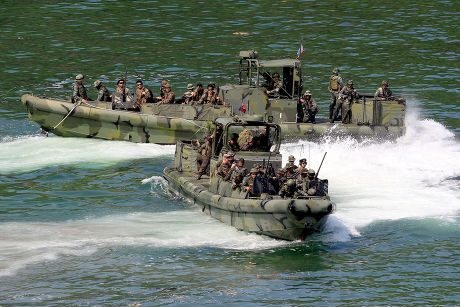 Us Filipino Soldiers Participate Boat Raid Editorial Stock Photo ...