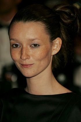 58TH CANNES FILM FESTIVAL, CAROLE BOUQUET PHOTOCALL FOR FILM 'FEUX ...