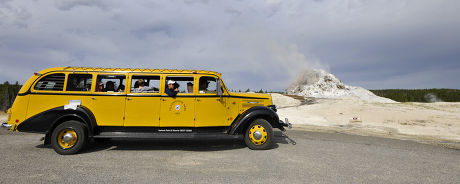 37 Excursion buses Stock Pictures, Editorial Images and Stock Photos ...