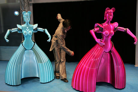 Dancing Robots Partner Ballroom Dance Robot Editorial Stock Photo ...