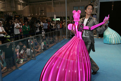 Takahiro Takeda Postgraduate Student Dances One Redaktionelles ...