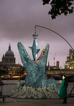 Lifesized Mosasaurus Jurassic World Today Unveiled Editorial Stock ...