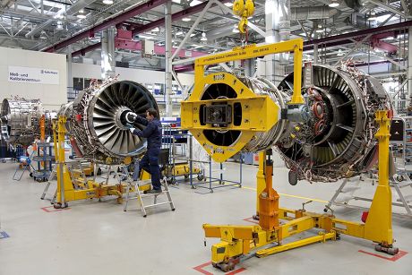 Rollsroyce Aircraft Engine Production Final Assembly Editorial Stock ...