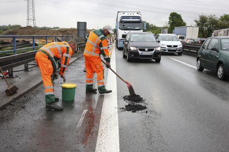 66 Fixing streets Stock Pictures, Editorial Images and Stock Photos ...