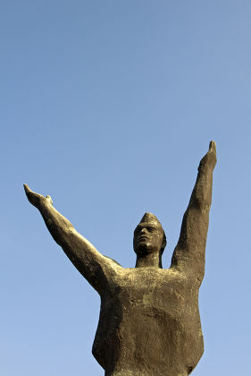 Sculpture Soviet Heroic Memorial Statue Park Editorial Stock Photo ...