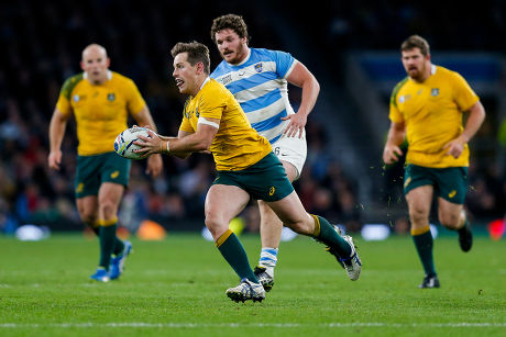Australia Scrumhalf Will Genia Argentina Scrumhalf Editorial Stock ...