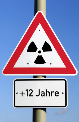50 Nuclear warning signs Stock Pictures, Editorial Images and Stock ...