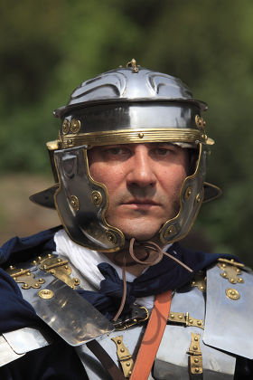 59 Italian army uniforms Stock Pictures, Editorial Images and Stock ...