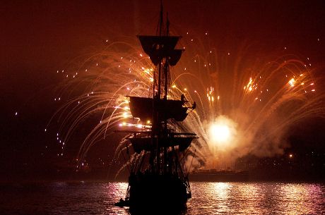 33 Firework battle Stock Pictures, Editorial Images and Stock Photos ...