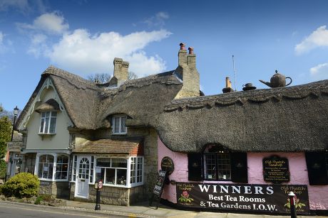 Shanklin Isle Wight Old Thatched Tea Editorial Stock Photo - Stock ...