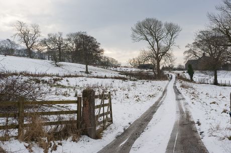 27 Distant farms Stock Pictures, Editorial Images and Stock Photos ...