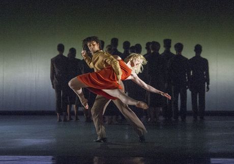 __COUNT__ 'Transfigured Night' choreographed by Kim Brandstrup ...