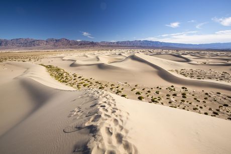 250 Heat ripples Stock Pictures, Editorial Images and Stock Photos ...
