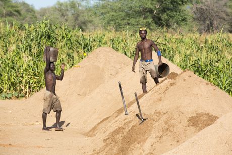 250 Manual labourer Stock Pictures, Editorial Images and Stock Photos ...