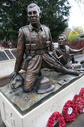 61 Trooper potts Stock Pictures, Editorial Images and Stock Photos ...