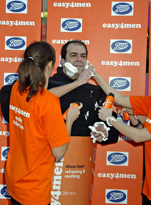__COUNT__ imágenes de STELIOS HAJI IOANNOU PROMOTING HIS EASY4MEN ...