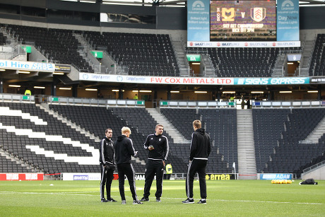 __COUNT__ Sky Bet Championship 2015/16 MK Dons v Fulham MK Dons Stadium, Bletchley, United ...