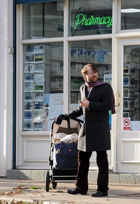 Victoria Coren David Mitchell Baby Daughter Editorial Stock Photo ...