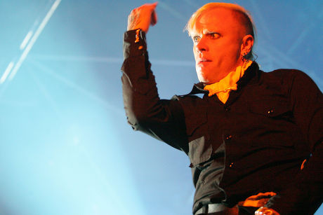 THE PRODIGY IN CONCERT, SOMERSET HOUSE, LONDON, BRITAIN - 06 AUG 2005 ...