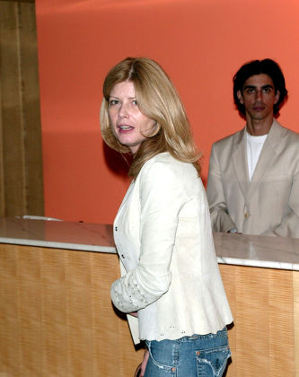 92 Fawn hall Stock Pictures, Editorial Images and Stock Photos ...