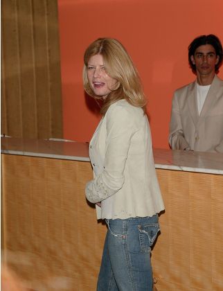 92 Fawn hall Stock Pictures, Editorial Images and Stock Photos ...
