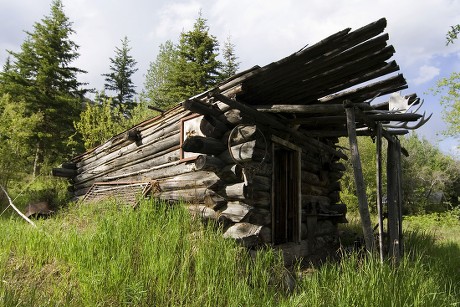 Old Log Building Trappers Cabin Hootalinqua Editorial Stock Photo ...