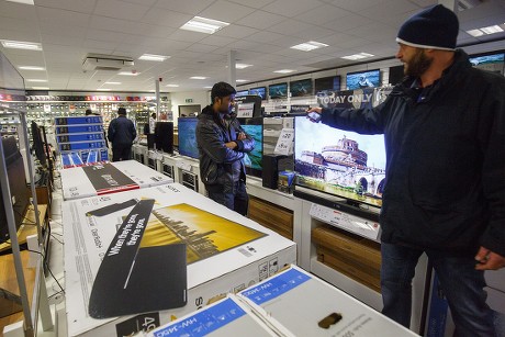 250 Currys pc world Stock Pictures, Editorial Images and Stock Photos ...