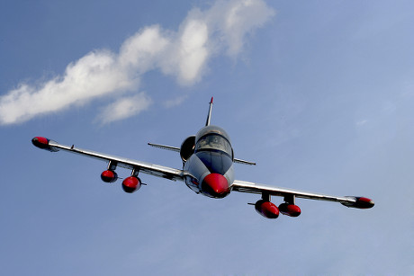 27 Funny planes Stock Pictures, Editorial Images and Stock Photos ...