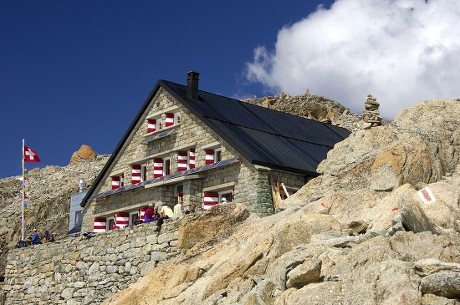 Trient Mountain Refuge Cabane Du Trient Editorial Stock Photo - Stock ...