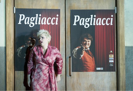 __COUNT__ imágenes de 'Pagliacci' Opera performed at the Royal Opera ...