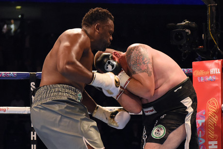 Boxing from the O2 Arena, London, Britain - 12 Dec 2015 Stock Pictures ...