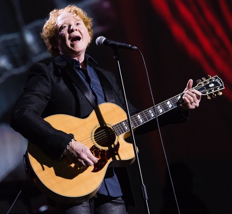Simply Red in concert, The O2 Arena, London, Britain - 17 Dec 2015 ...