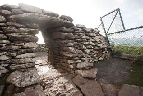 Dunbeg Prehistoric Fort Dingle Peninsula Editorial Stock Photo - Stock ...