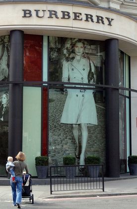 Kate Moss Window Display Burberrys Editorial Stock Photo - Stock Image ...
