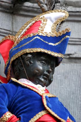Mannekin Pis Statue Brussels Belgium Editorial Stock Photo - Stock ...