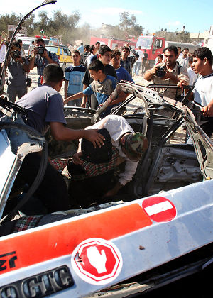 Palestinians Inspect Destruction Palestinian Cars After Editorial Stock ...