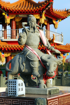Dragon Altar Chi Ming Tang Temple Editorial Stock Photo - Stock Image ...