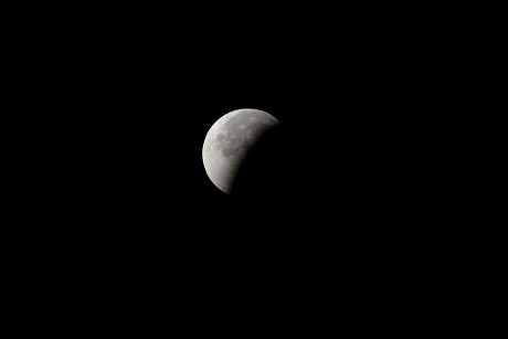 Total Lunar Eclipse Half Moon Hidden Editorial Stock Photo - Stock ...