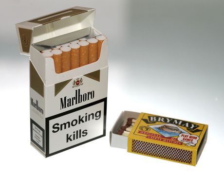 Packet Marlboro Light Cigarettes Displaying Smoking Editorial Stock ...