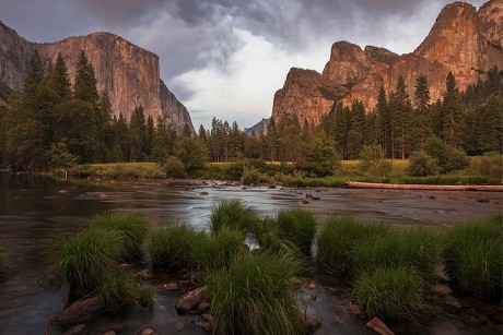 50 Capitan mountains Stock Pictures, Editorial Images and Stock Photos ...
