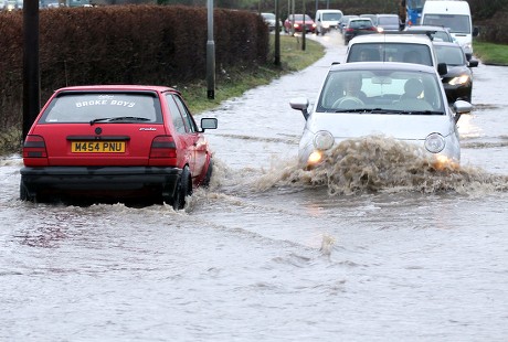 __COUNT__ Flooded roads bring chaos to Essex, Britain - 11 Jan 2016 ...