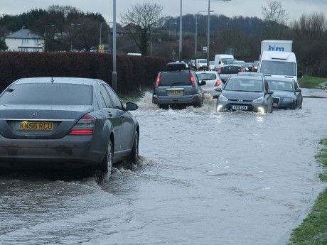 __COUNT__ Flooded roads bring chaos to Essex, Britain - 11 Jan 2016 ...