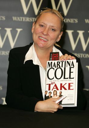 __COUNT__ imágenes de 'THE TAKE' MARTINA COLE BOOK SIGNING, WATERSTONES ...