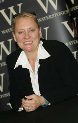 __COUNT__ 'THE TAKE' MARTINA COLE BOOK SIGNING, WATERSTONES, LONDON ...