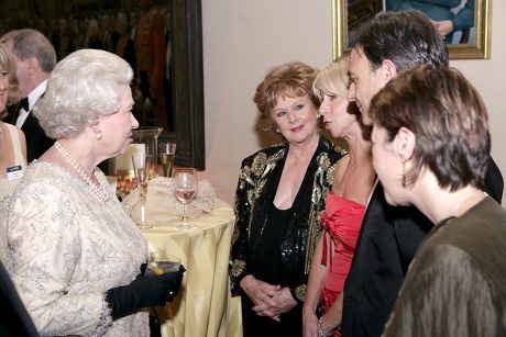 Queen Elizabeth Ii Barbara Knox Helen Editorial Stock Photo - Stock ...