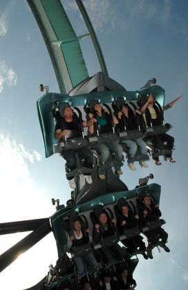 Spinball Whizzer Ride Alton Towers Editorial Stock Photo - Stock Image ...