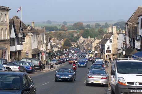 THE COTSWOLDS, BRITAIN - SEP 2005 Stock Pictures, Editorial Images and ...